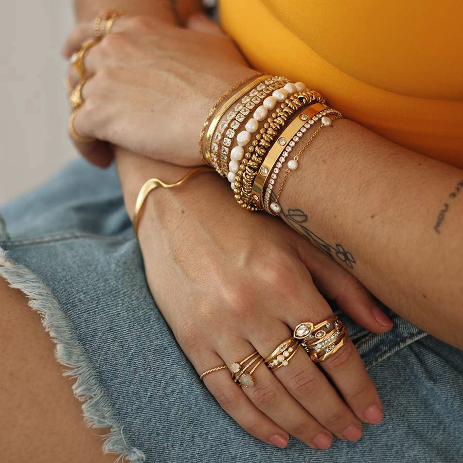 PILLAR BANGLE - 14K Gold Plated – Dear Henley